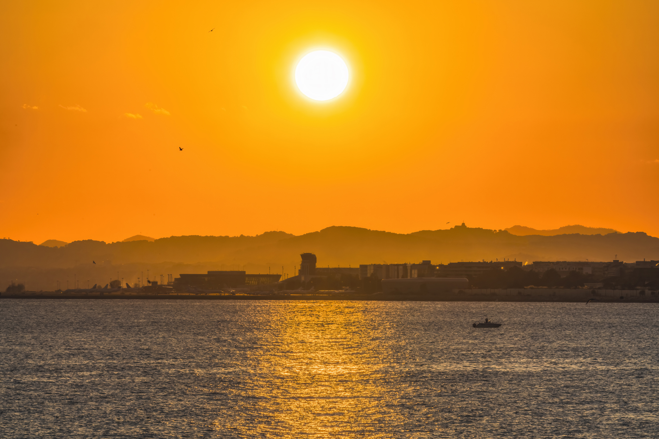 Watching Sun Go Down Beach Reflection Mediterranean Sea Nice France ...
